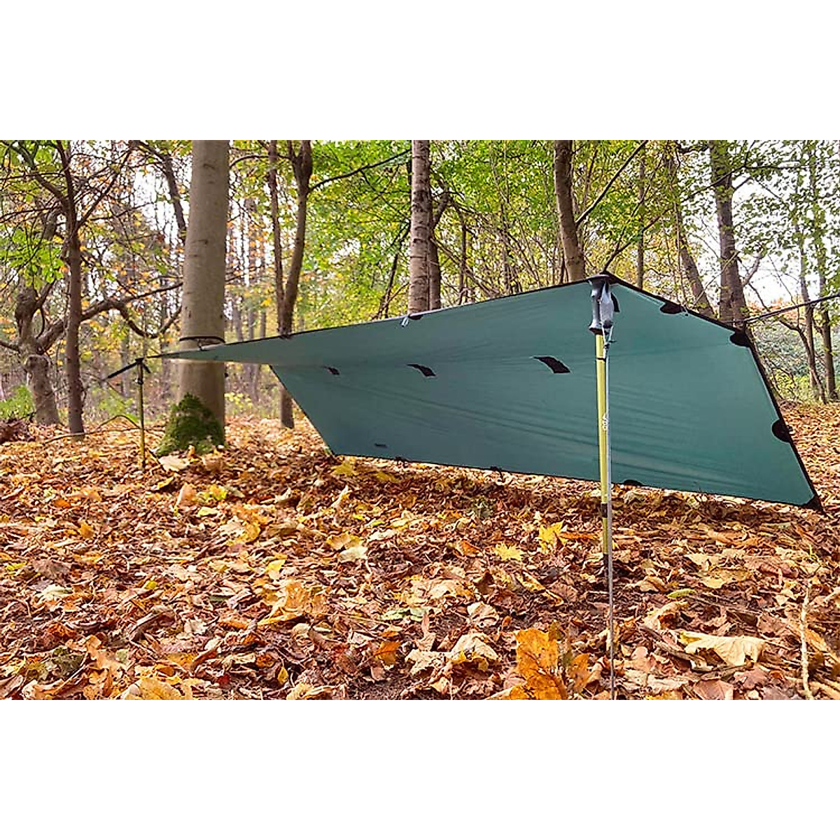 DD Hammocks - DD SuperLight Tarp S (9ft x 5ft) - 100% Waterproof Ripstop Nylon Compact Ultralight & Multifunctional Rainfly Tarp Tent Bivvi Cover for Camping Hiking Bikepacking & Day Shelter