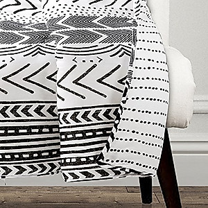 Lush Decor, Black & White Hygge Geo Throw, 60" x 50"