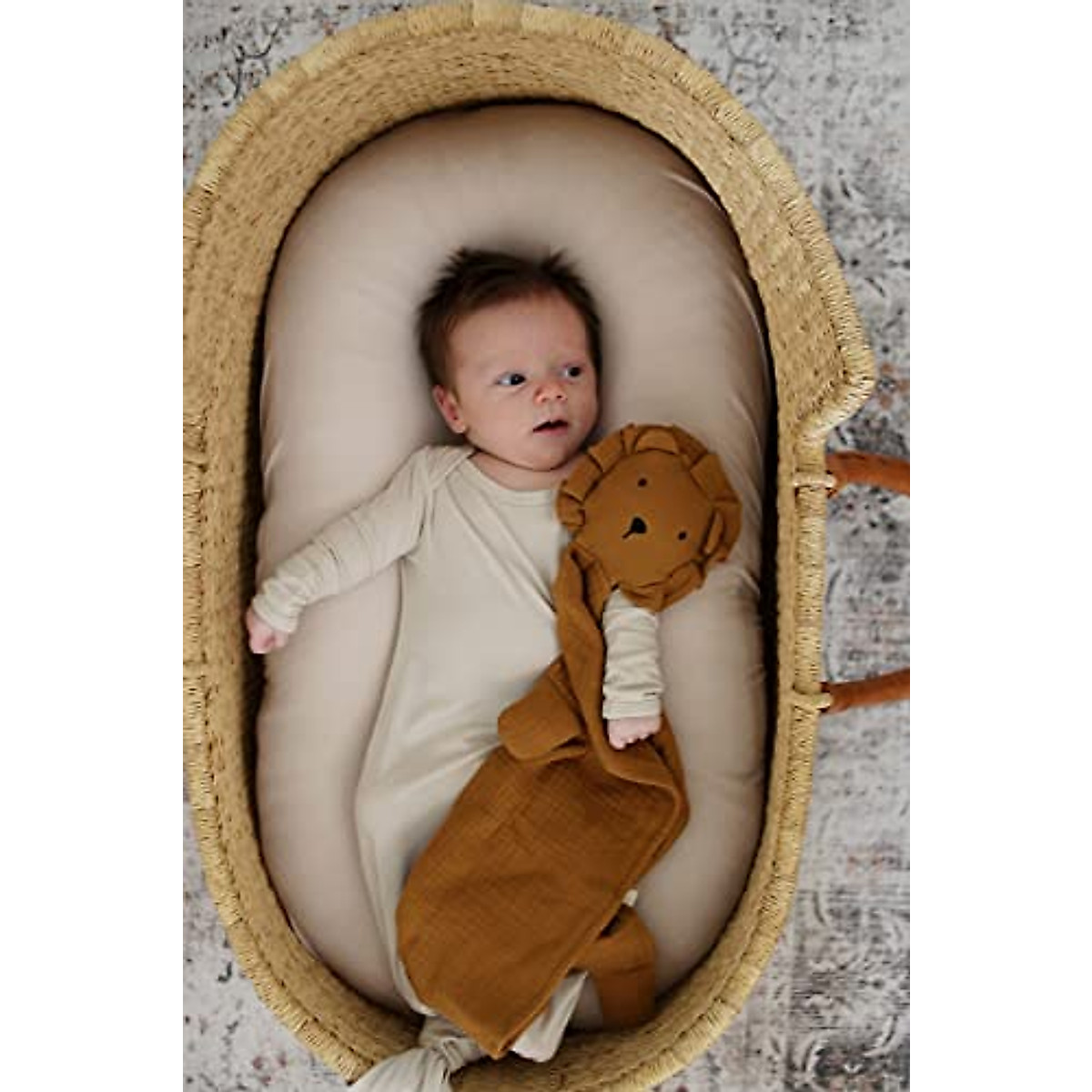 Marlowe & Co Organic Cotton Muslin Lion Lovey Blanket, Organic Cotton Muslin Lion Security Blanket (Toffee)