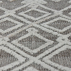 MY SWANKY HOME Gray White Ivory Wool Geometric Diamond Pattern Area Rug | 8 x 10 Tribal Ethnic