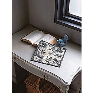 Yoko Saito's Handheld Patchwork Treasures: Perfectly Small and Lovely Projects