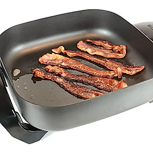 West Bend Electric Skillet, Family-Sized 3-Inch Deep with Diamond Shield Scratch-Resistant Non-Stick Finish, 12-Inch, Gray