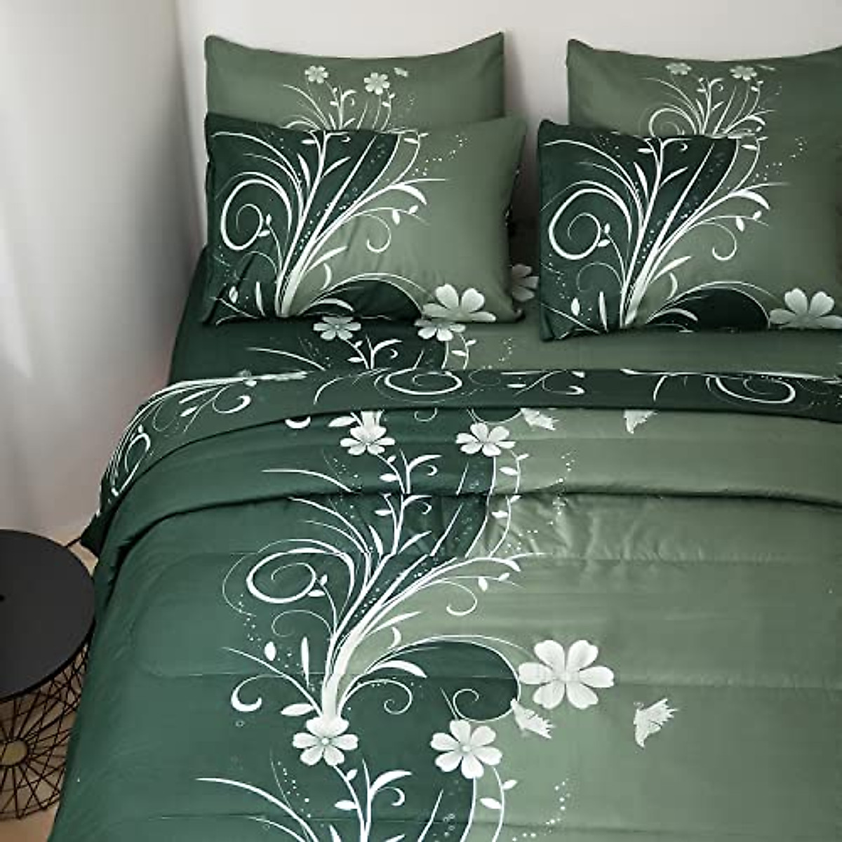 MUGINYU Botanical Comforter Set Queen Size,Dark Green with White Floral 7 Piece Bed in A Bag All Season Reversible Patchwork Bedding Set