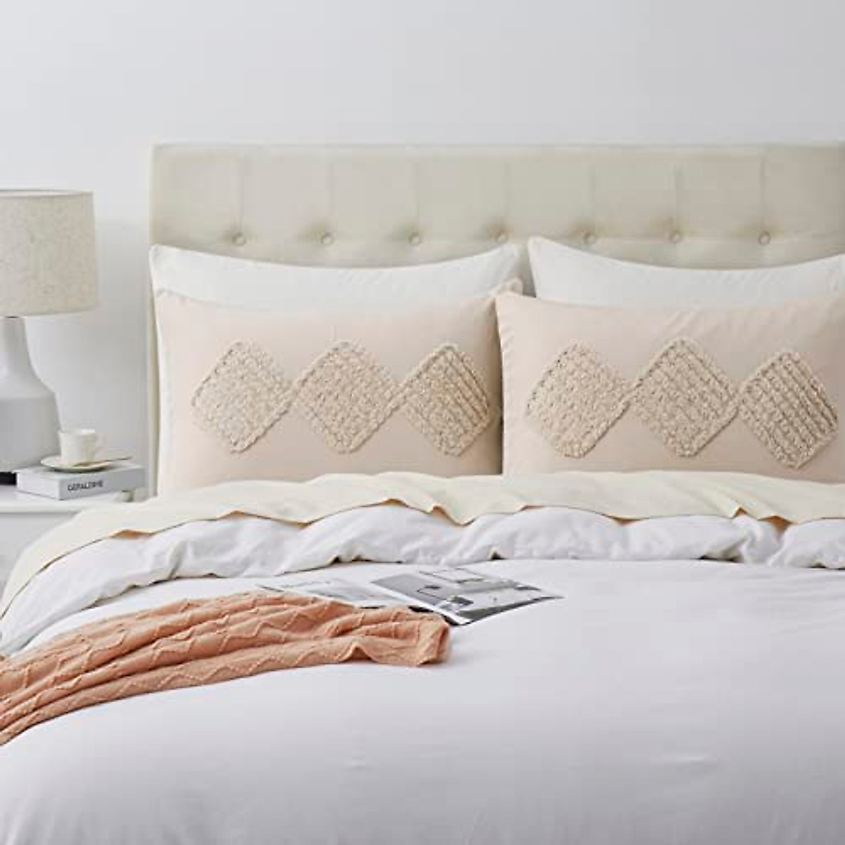 Oli Anderson Pillow Cases Standard Size Set of 2, Tufted and Super Soft Decorative Pillow Covers with Envelope Closure, 20x26 inches, Beige