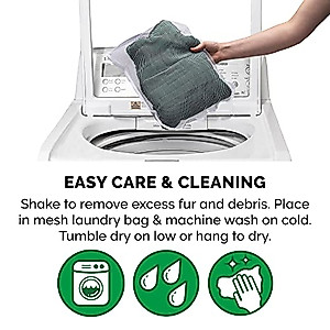 Furhaven Medium Dog Coat Flex-Fit Reversible Faux Fur & Quilted Fleece Jacket, Washable - Black/Green, Medium