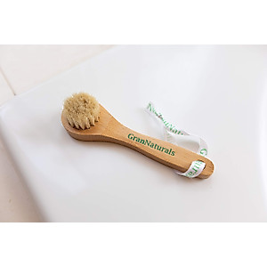 GranNaturals Manual Facial Brush Dry Brushing Scrubber - Natural Bristles for Exfoliation - Promotes Lymphatic Drainage, Deep Cleansing, Gentle Pore Cleaning for Glowing, Soft Skin - Wooden Handle
