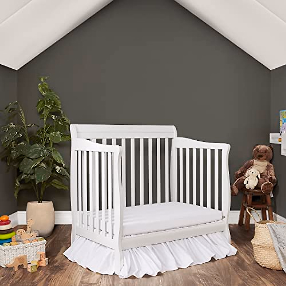 Dream On Me Aden 4-in-1 Convertible Mini Crib In White, Greenguard Gold Certified, Non-Toxic Finish, New Zealand Pinewood, With 3 Mattress Height Settings