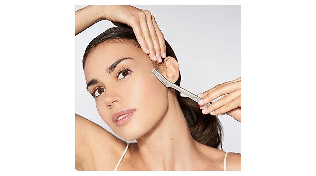 Tweezerman Facial Razor - Best for Peach Fuzz Removal