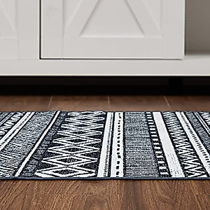 COZYLOOM Vintage Rug 5x7 ft, Boho Moroccan Geometric Area Rug Soft Chenille Indoor Floor Cover Chic Non-Shedding Living Room Bedroom Area Rug Anti-Slip Lightweight Throw Carpet Home Decor, Black