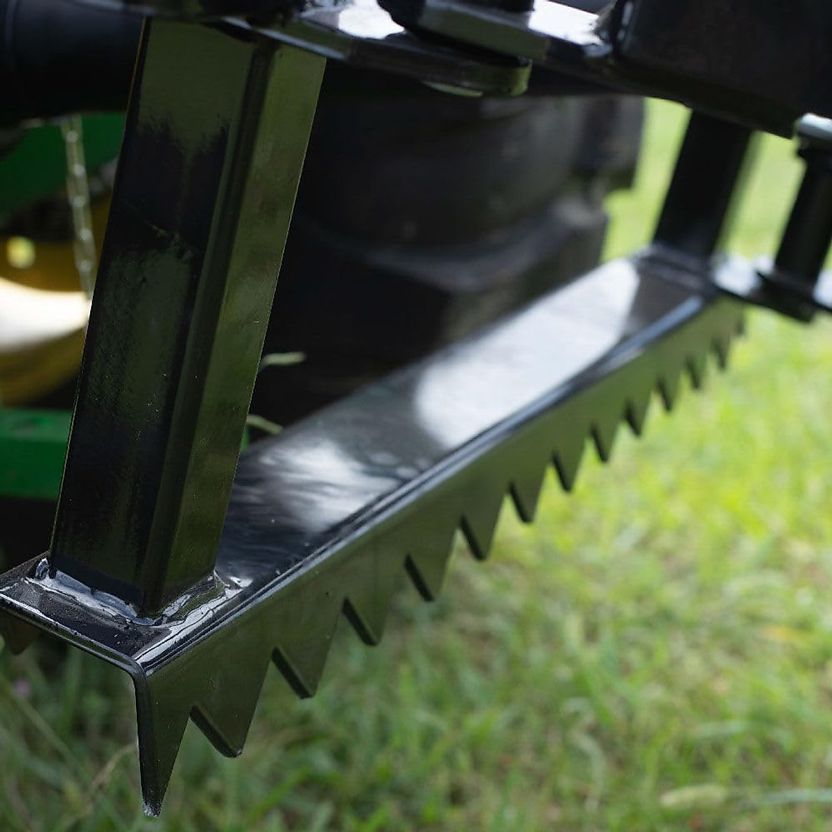 Titan Attachments 3 Point Pro Series PTO-Driven Stump Grinder, Stump Grinder Machine for Cat 1 and 2 Tractors with 20-60 HP, Carbide Steel Teeth, 950 RPM, Tree Stump Grinder