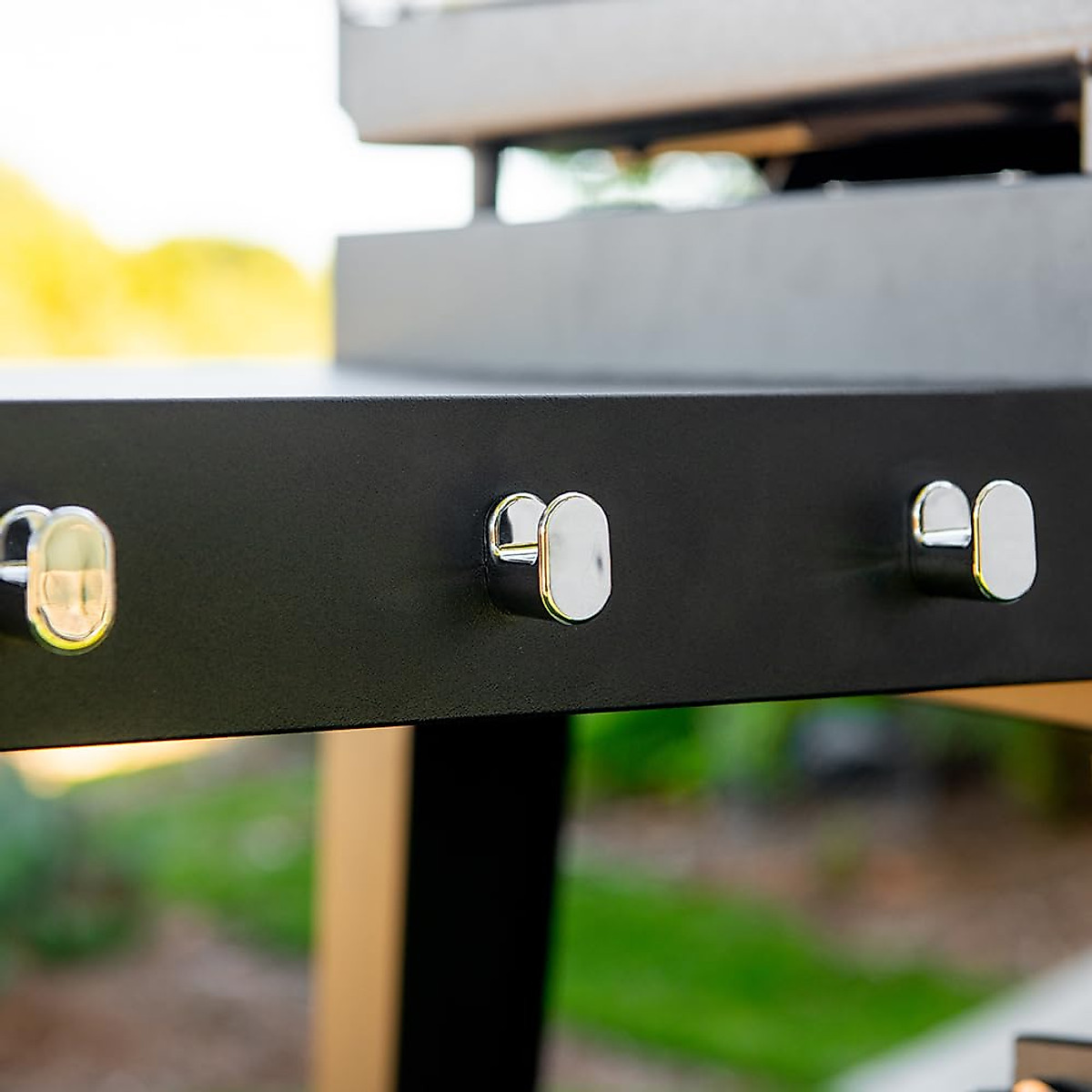 Nexgrill Daytona 3-Burner Propane Gas Griddle with Side Tables, 45000 BTUs Flat Top Grill, 630 SQ. in. Hot Rolled Steel Cooking Space, Outdoor Cooking Barbeque, Black - 720-1057B