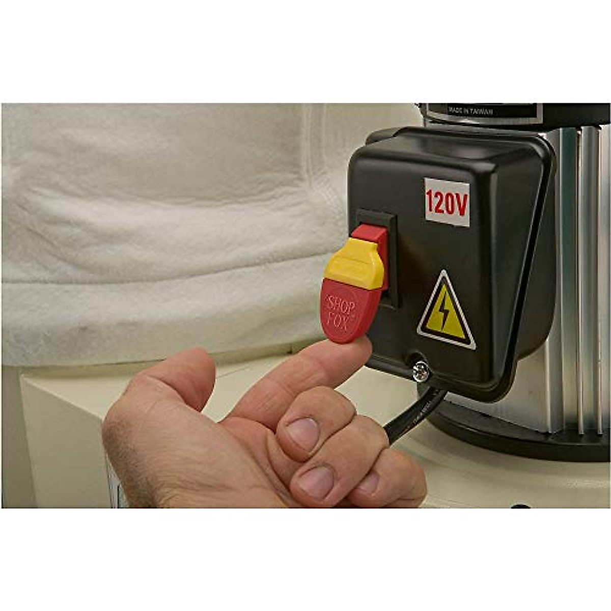 SHOP FOX Portable W1727 1 HP Dust Collector