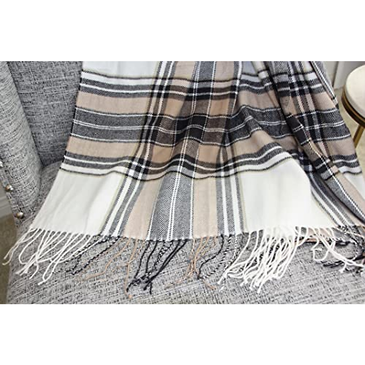 Blankets - Decorative Classic Blanket - Buffalo Plaid Throw Blanket - Comfortable and Ultra-Soft - Lightweight & Indoor Outdoor Blanket - Ideal for Living Room, Couch, Travelling Good for All Seasons
