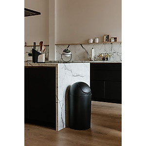 Umbra 086711-040 Grand Swing Top Garbage Large Capacity 10 Gallon Kitchen Trash Can with Lid, Indoor/Outdoor Use, Black