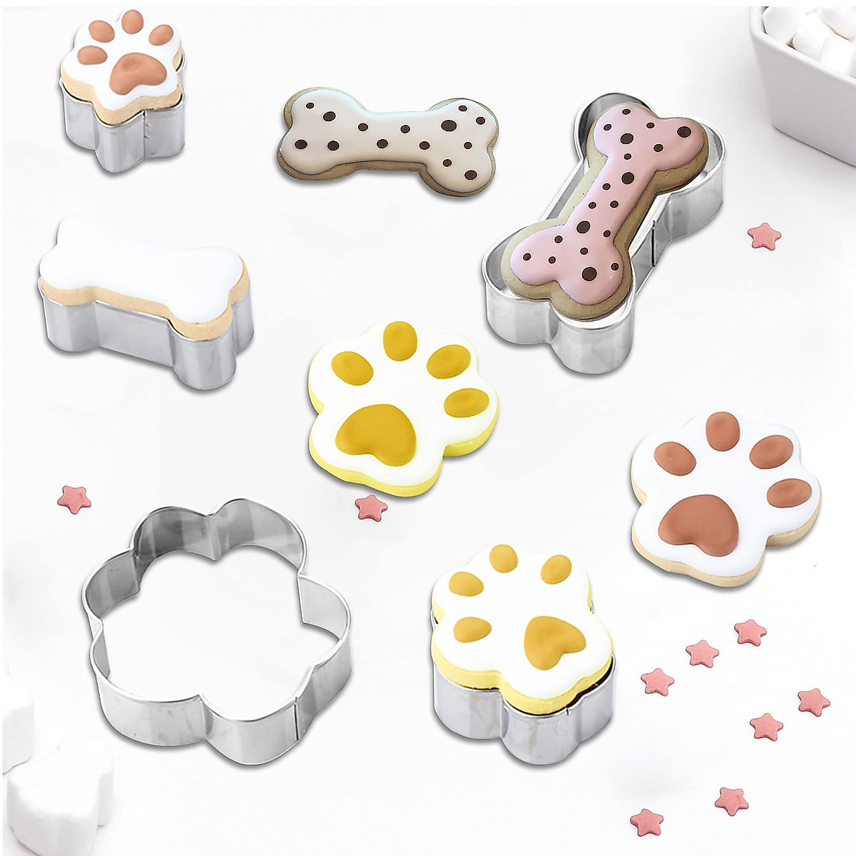 Hottion 8PCS Dog Bone and Dog Paw Print Cookie Cutters Set, Metal 4 Sizes Dog Bone Paw Shape Cookie Cutters, Dog Theme Party Cookie Cutter Dog Treats Cutters Molds for Homemade Treats Baking