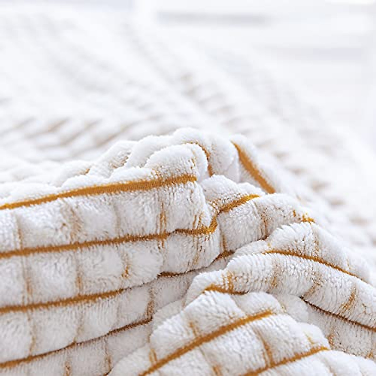 LOMAO Sherpa Blanket Throw Blanket Soft Warm Fleece Blanket Thick Blanket with Grid Pattern for Couch Sofa Bed Chair Home Decor (Mustard Yellow, 51"x63")