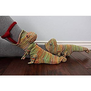 HHAMZONE 1 Pair Knit Crocodile Socks for Women and Men, Christmas Novelty 3D Creative Cartoon Animal Socks (Chameleon)
