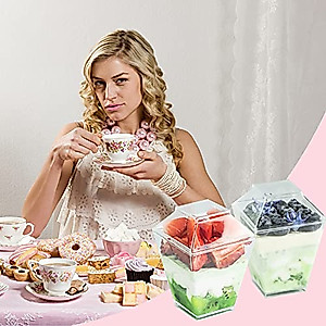 Wiaregom 50Pack 5oz Square Plastic Dessert Cups with Lids and Spoons,Clear Parfait Appetizer Cups for Tasting Party Desserts Fruit Parfait Baby Shower Party