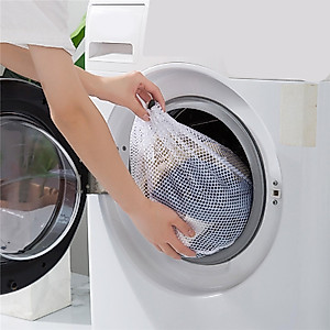 Generic Mesh Laundry Bag With Drawstring, Wash Bag for Delicates, Garment Laundry Mesh Bag for Family, College Dorm, Apartment (3, Small)