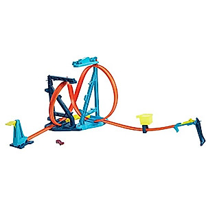 Hot Wheels Track Set and 1:64 Scale Toy Car, Track and Loop Building Kit with Adjustable Set-Ups and Jump, Infinity Loop Kit