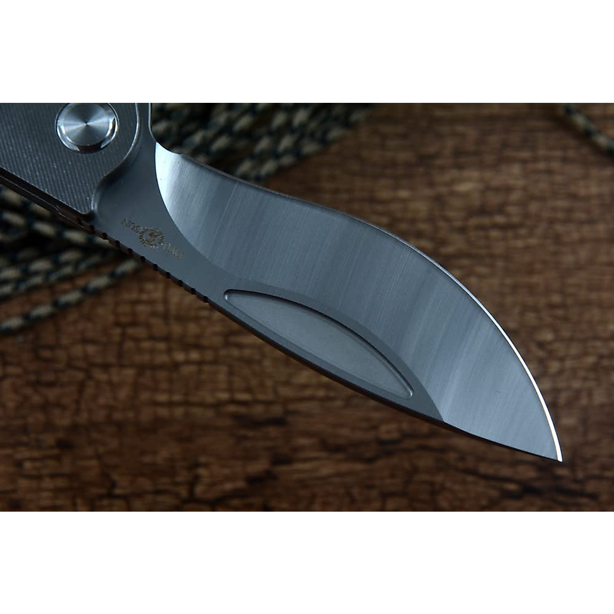 twosun D2 Satin Blade TC4 Titanium Carbon Fiber Handle Folding Hunting Knife TS388