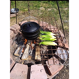 Cuisiland 8.6QT Pre-seasoned Cast Iron Potjie pot