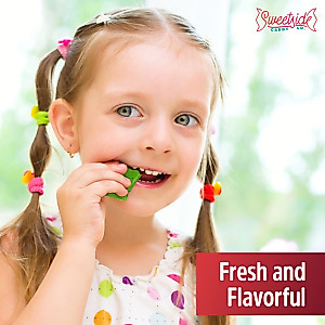 Laffy Taffy - Laffy Taffy Candy - Banana, Grape, Sour Apple, Flavors - Chewy & Tangy Laffy Taffy Bulk Candy Individually Wrapped - Holiday Candy Bulk, Candy for Pinata, Concession Stand (Mix) 2LB