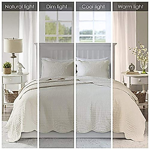 Madison Park Tuscany Quilt Set-Casual Damask Medallion Stitching Design Lightweight Coverlet Bedspread Bedding, Shams, Full/Queen (90 in x 90 in), Medallion Cream 3 Piece