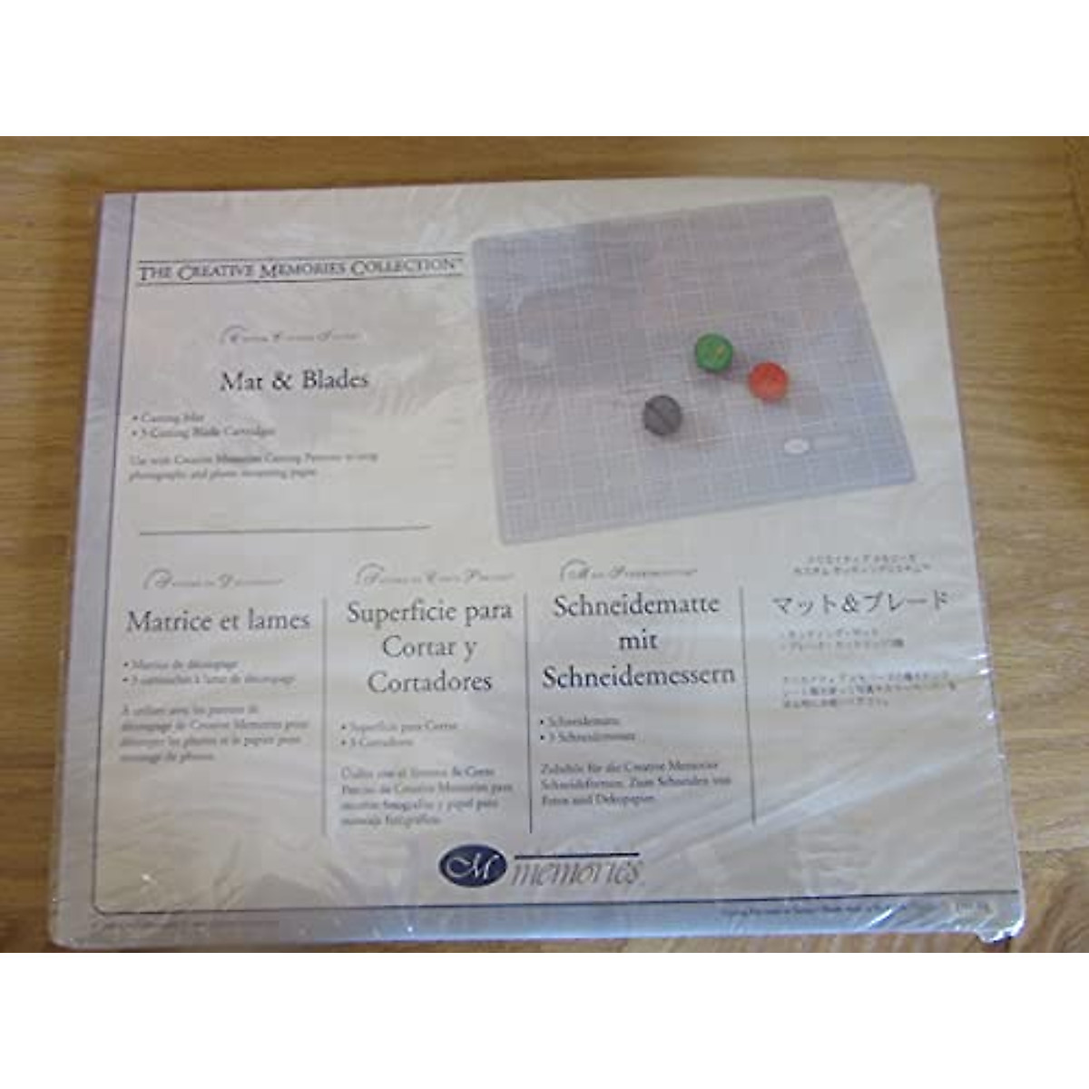 Creative Memories Custom Cutting System Cutting Mat & 3 Blade Cartridges