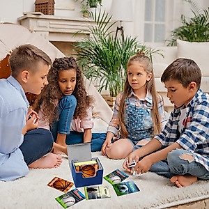 2 Pieces Card Deck Case Trading Card Storage Boxes Magnetic Deck Holder Leather Deck Sleeves to Storage 100 Cards Guardian Guardian (Horizontal,Red, Blue)