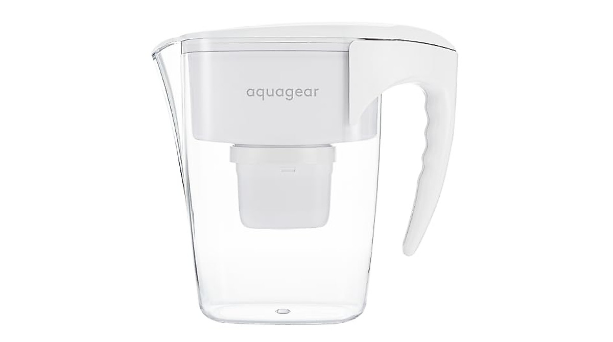 Aquagear Water Filter Pitcher - Clean, Safe Water