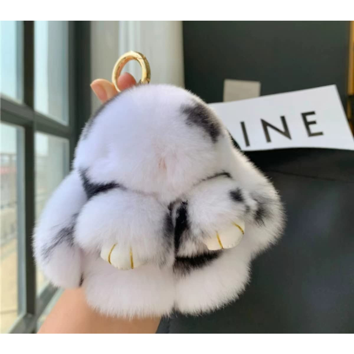 Soft Fluffy Rabbit Keychain Cute Plush Bunny Key Rings Plush Bunny Key Rings Faux Fur Keyring Pompom Keychain Decoration (white)