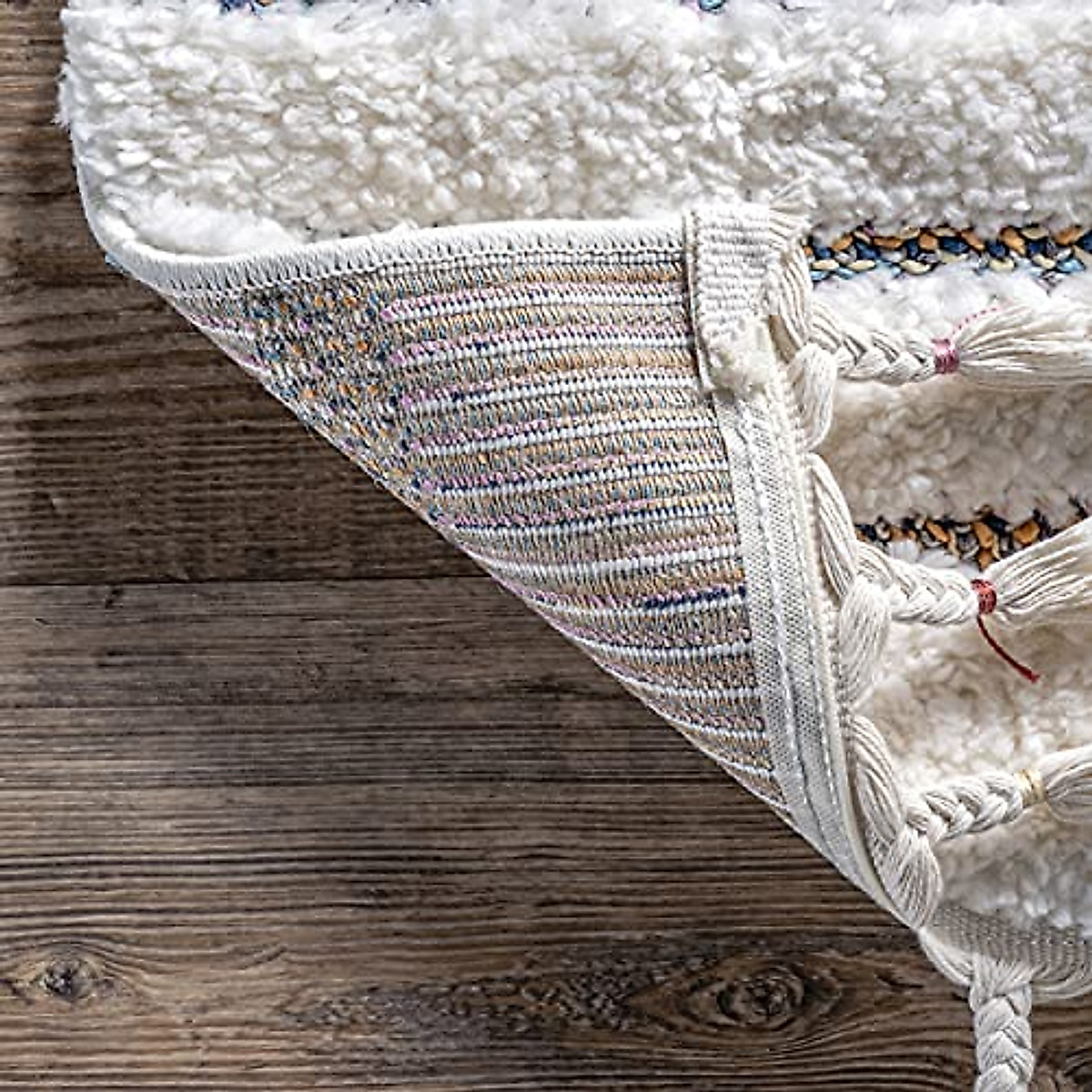 nuLOOM Angela High-Low Modern Diamond Tassel Area Rug