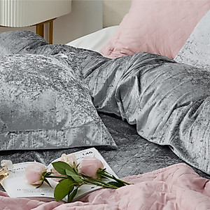 Bedsure Velvet Duvet Cover Set - Luxurious, Glossy King Size Duvet Cover Set, Grey Duvet Cover King Size with 2 Pillow Shams (Silver Grey, King, 104 x 90 inches)