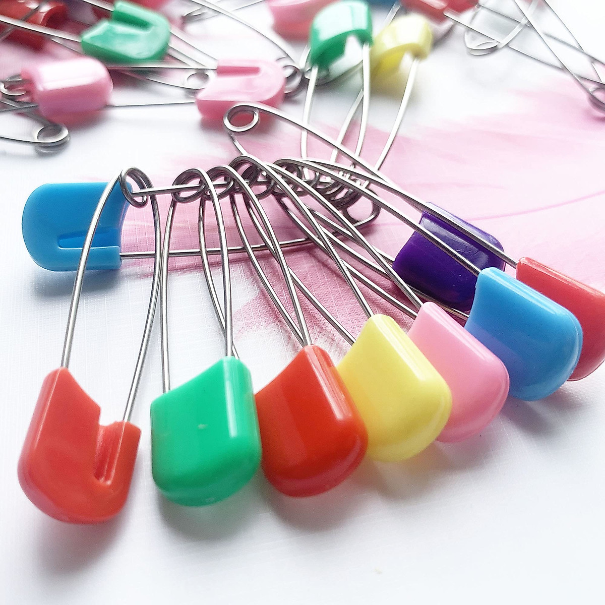 100 Pieces Diaper Pins 2.2 inch Baby Safety Pins Long Plastic Head Safety Pin with Locking Closures Plastic Head Cloth Diaper Pins Stainless Steel Nappy Pins Plastic Head Safety Pin