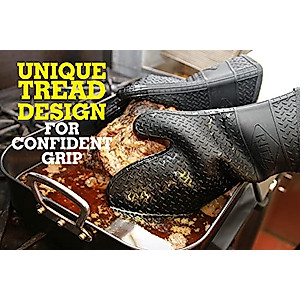RITZ Food Service RZS685BK17 Silicone Oven Mitt, 685-Degree Heat Threshold, 17-Inch, Black