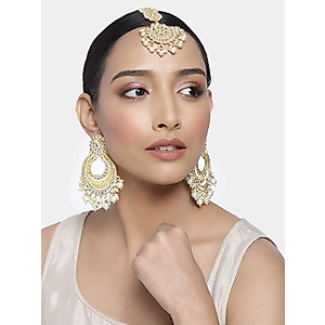 I Jewels 18K Gold Plated Indian Wedding Bollywood Matte Finish Kundan & Faux Pearl Bridal Chandbali Earrings with Maang Tikka Set for Women (TE2860FL)