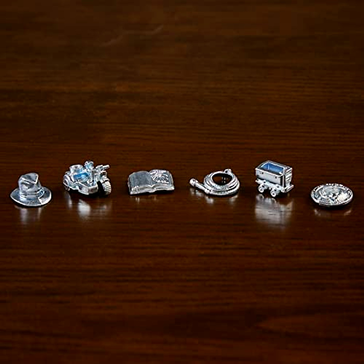 Hasbro Gaming Monopoly Indiana Jones Game, Inspired by The Indiana Jones Movies, Board Game for 2-6 Players, Ages 8 and Up