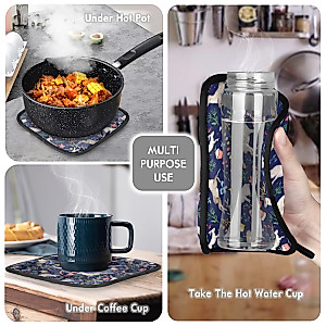 Christmas Deer Oven Mitts and Pot Holders Sets of 2 Heat Resistant Non-Slip Kitchen Gloves Hot Pads with Inner Cotton Layer for Cooking BBQ Baking Grilling