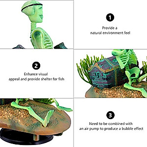 POPETPOP Aquarium Ornament Pirate Skeleton Decoration Skull Fish Tank Decor Cave for Hiding Betta Fish Accessories