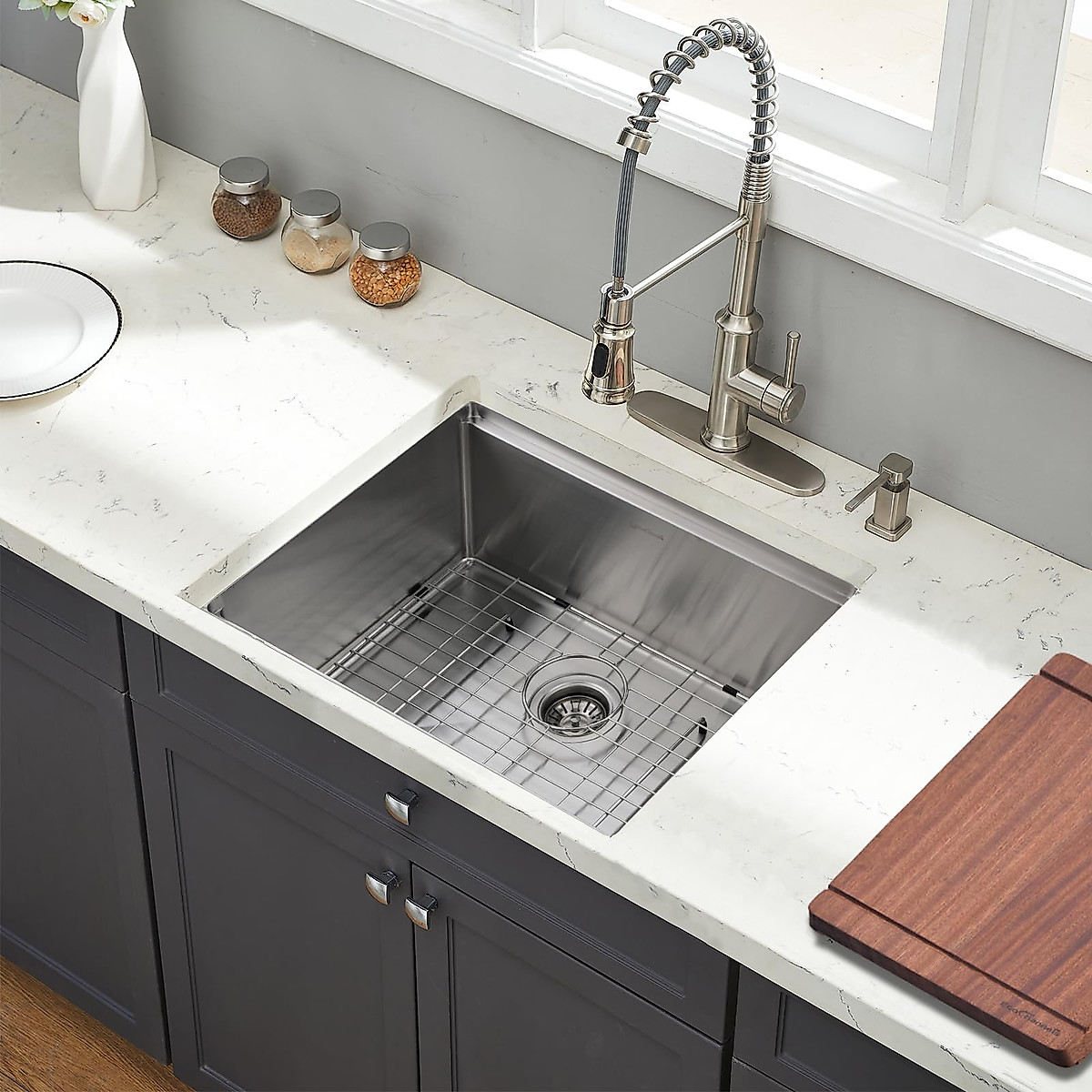 EcoChannels Undermount Kitchen Sink, 24 x 19 Inch Sink Kitchen 16 Gauge Stainless Steel Kitchen Sinks Single Bowl Workstation Sink with Cutting Board