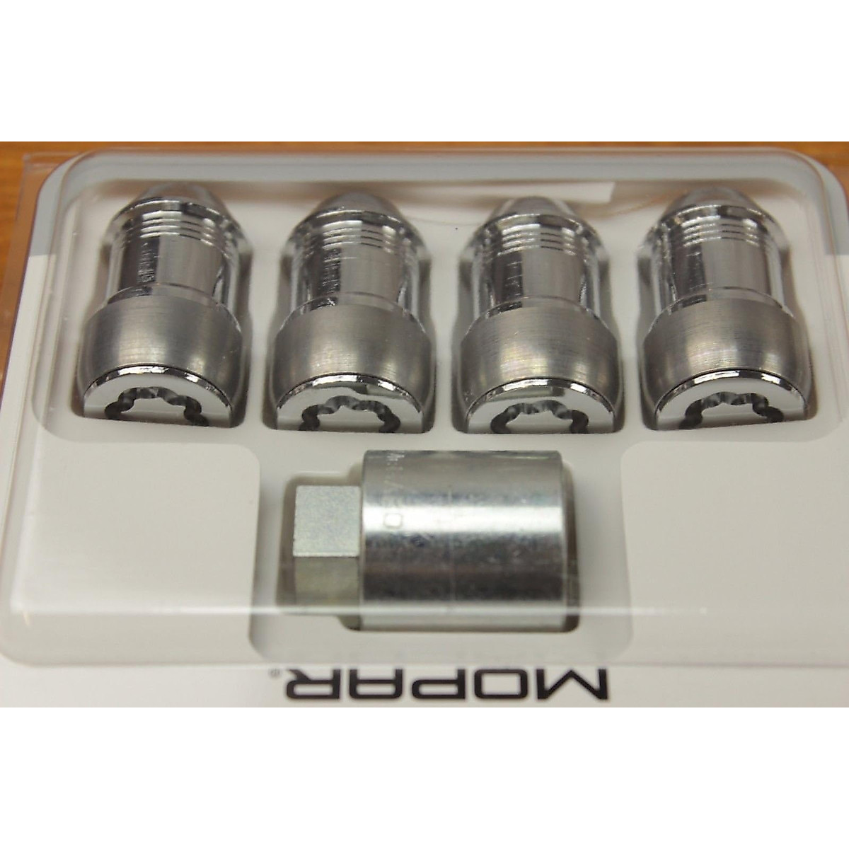 Jeep Grand Cherokee Dodge Durango Ram Pickup Wheel Lock Kit Mopar OEM