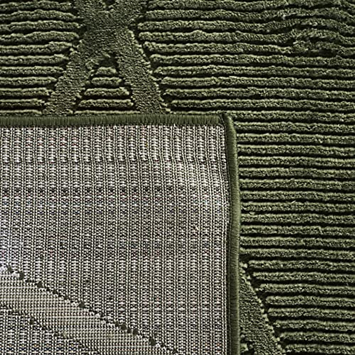 SAFAVIEH Revive Collection Accent Rug - 4' x 6', Green, Trellis Design, Non-Shedding & Easy Care, Ideal for High Traffic Areas in Entryway, Living Room, Bedroom (REV104Y)