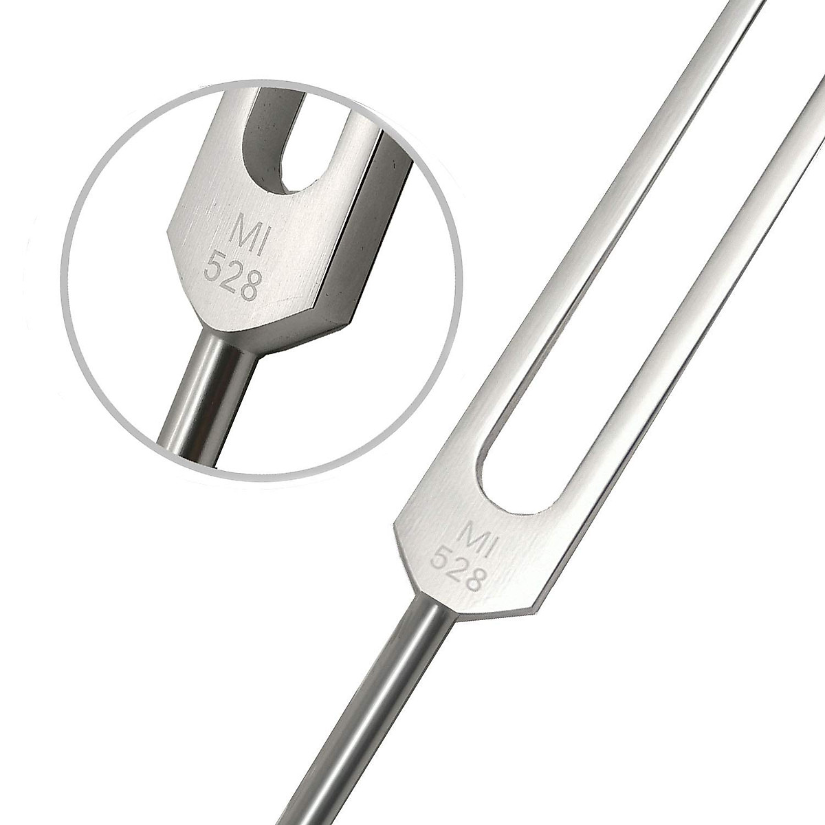 528 Hz Tuning Fork Tools Sound Healing Chakra Tuning Fork Solfeggio Energy Tuning Fork for DNA Repair Healing MI528 Hz Love Frequency Healing Devices for Healing (Silvery)