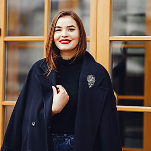 Geyoga 4 Pcs Women's Rhinestone Brooches Set Flower Crystal Brooches Pins Vintage Wedding Brooches for Banquet Wedding Graduation Daily Jewelry Supplies