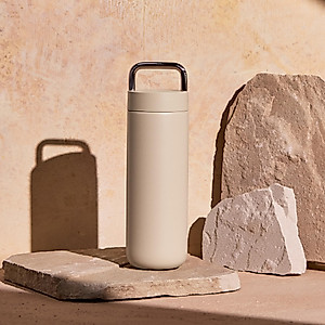 Fellow 20 oz Carter Carry Vacuum Insulated Tumbler for Water, Tea, Coffee, Smoothies, & more - Stainless Steel - Keeps Heat for 12 Hours/Stays Cold for 24 Hours-Leak-Proof Seal-Slim Width-Sand Dune