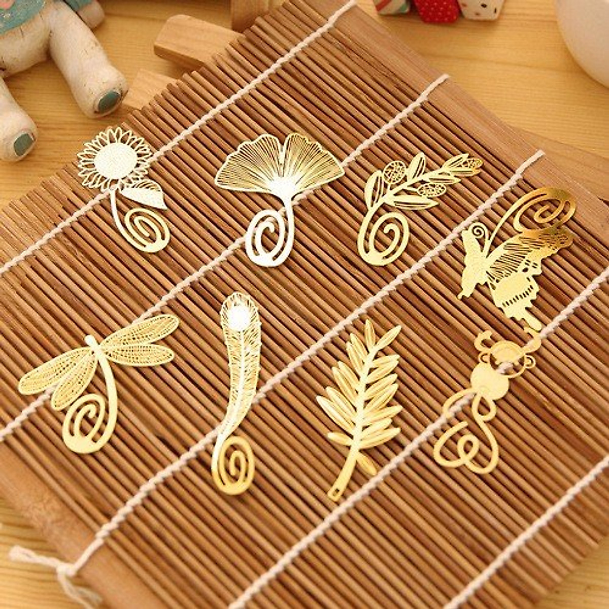 Fascola Pack of 8 Cute Cartoon Art Golden Feather Bookmarks Metal Book Mark for Reading Stationery Office School Supplies