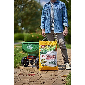 Scotts Turf Builder WinterGuard Fall Weed and Feed 3: Covers up to 15,000 Sq Ft, Fertilizer, 43 lbs.