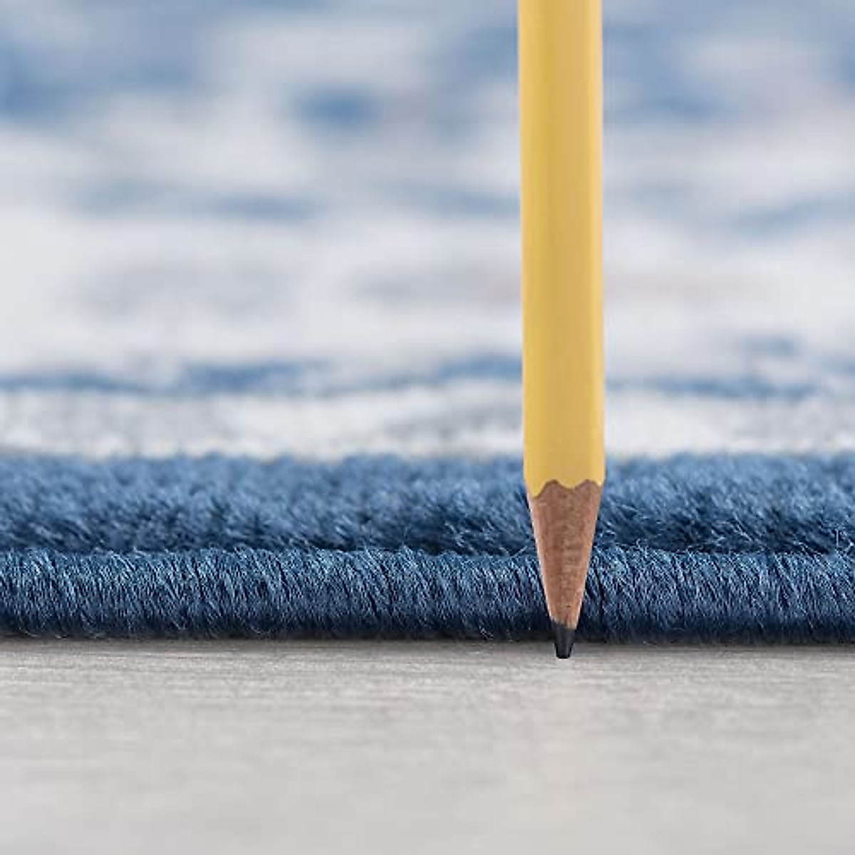 Tillie Dark Blue 5x8 Oval Area Rug - Area Rugs for Living Room Bedroom Dining Room Entryway Kitchen Bath Indoor Entry - Floral Carpet - Alfombras para Salas