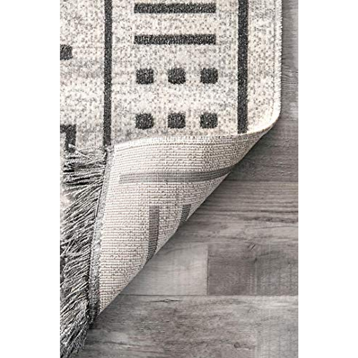 nuLOOM Cora Tribal Indoor/Outdoor Area Rug, 3' x 5', Light Grey